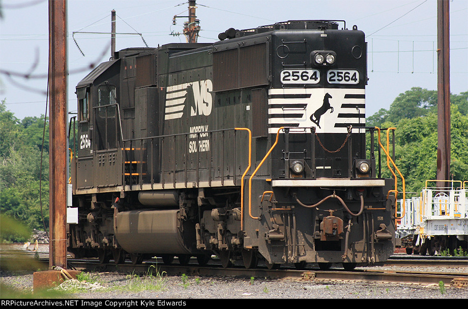 NS SD70 #2564